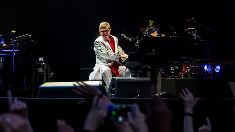 27 Best Piano Rock Songs of All Time (2023 Update) - Guitar Lobby