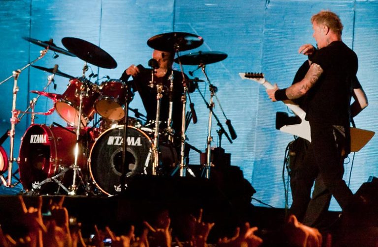 21 Best 90s Metal Bands (with Videos) - Guitar Lobby