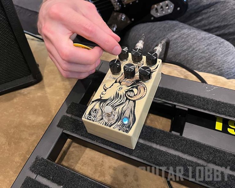 7 Best Fuzz Pedals in 2023 (Hands-On Tested) - Guitar Lobby