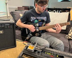 7 Best Fuzz Pedals in 2023 (Hands-On Tested) - Guitar Lobby